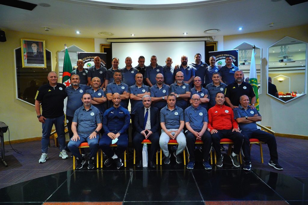 DTN – FORMATION : COURS MAGISTRAL DU PROFESSEUR TAHMI À L’ADRESSE DES ... DTN – FORMATION : COURS MAGISTRAL DU PROFESSEUR TAHMI À L’ADRESSE DES ...